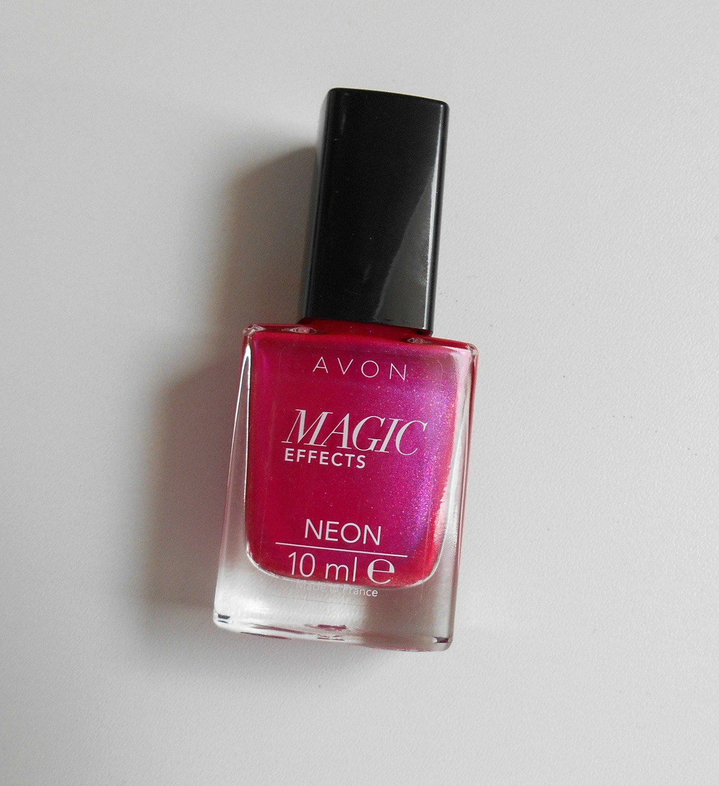mela-e-cannella: Avon - Magic Effects - NEON - Striking Pink