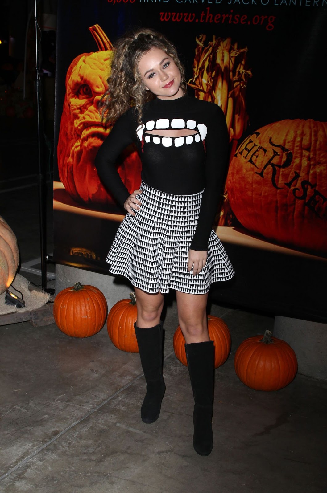 Starlet Arcade: Hot Brec Bassinger