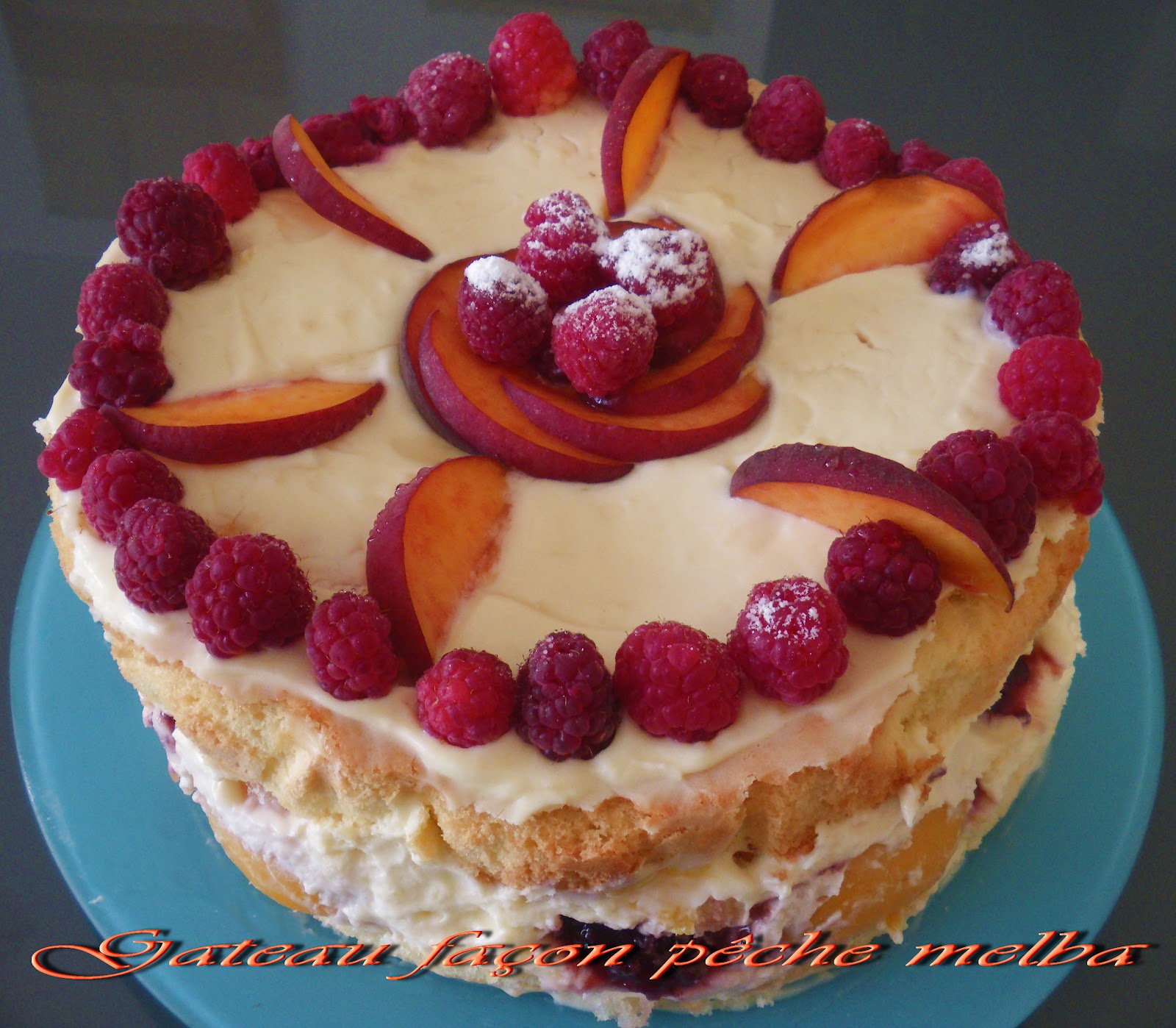 GATEAU GAGA - Love cakes: Gateau façon pêche melba