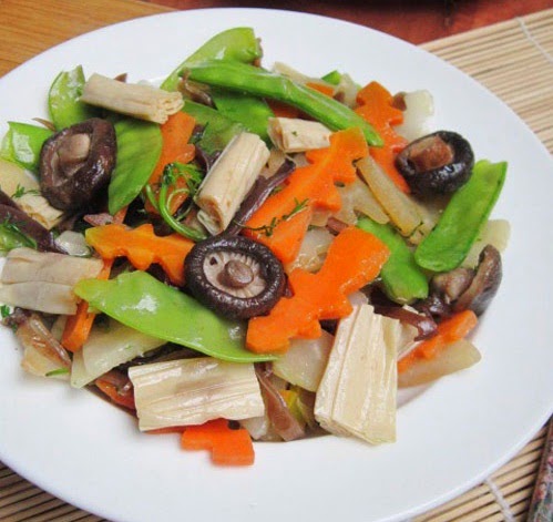 Rau xào thập cẩm chay cho ngày đầu tháng - Blog Dạy nấu ăn