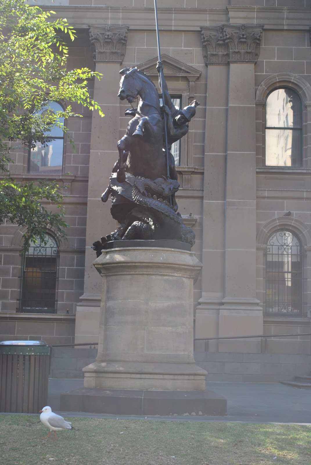 Statues & Sculptures in the Melbourne CBD.: Photos