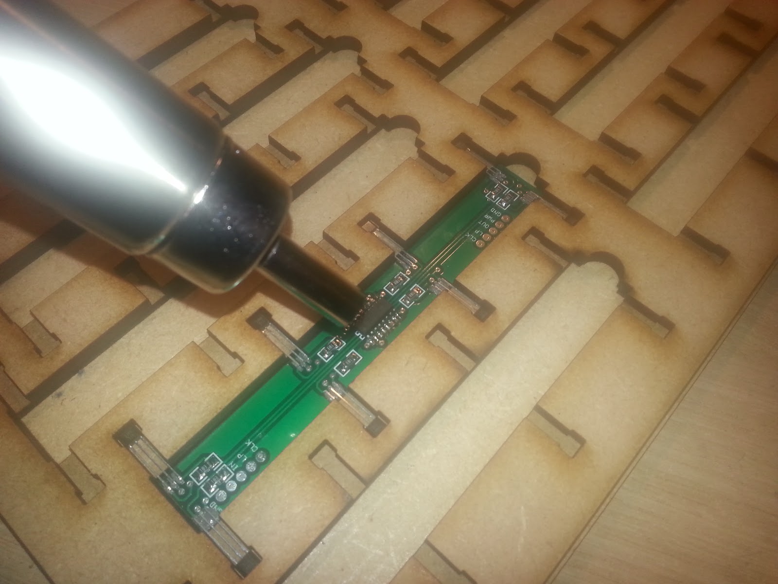 Nerd Club: Jig for SMT reflow soldering