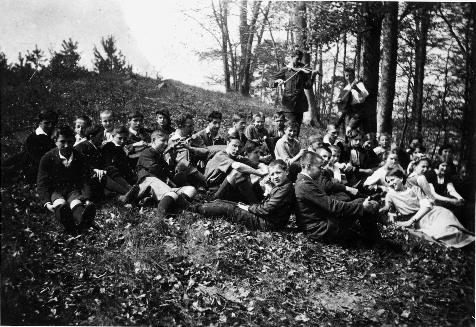 Na escola. Escrever quase na água.: maio 2019