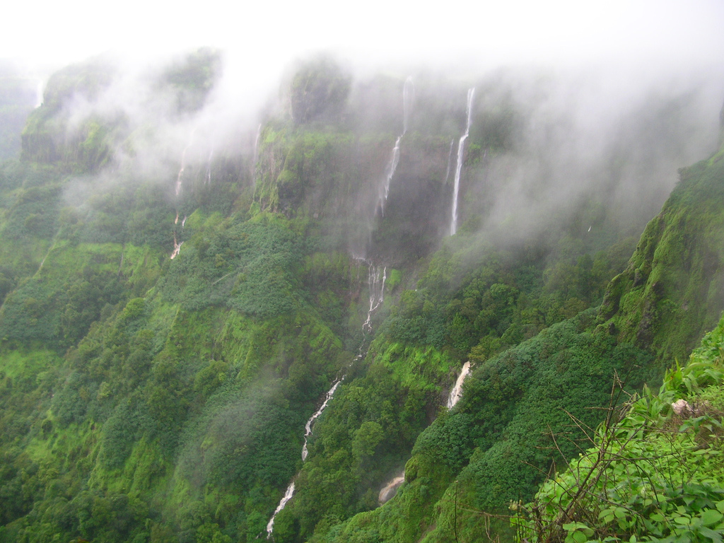 Amboli Hill Station | Places to Visit in Amboli, Konkan, Maharashtra ...