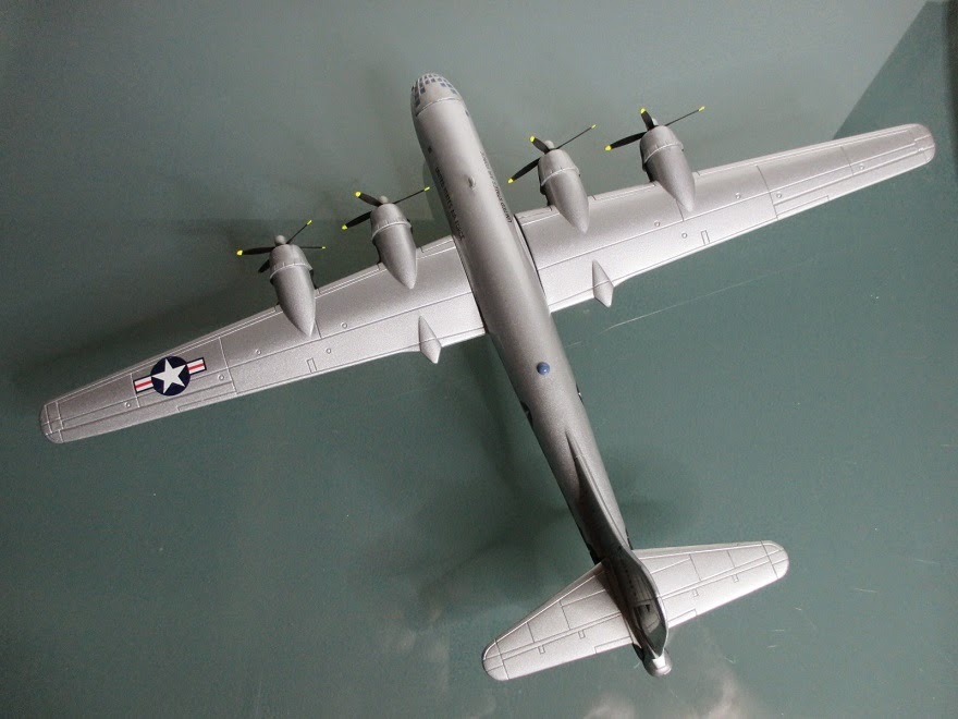 1/144 airbattle: 1/144 Boeing B-29 Superfortress + Bell X-1 - by Corgi