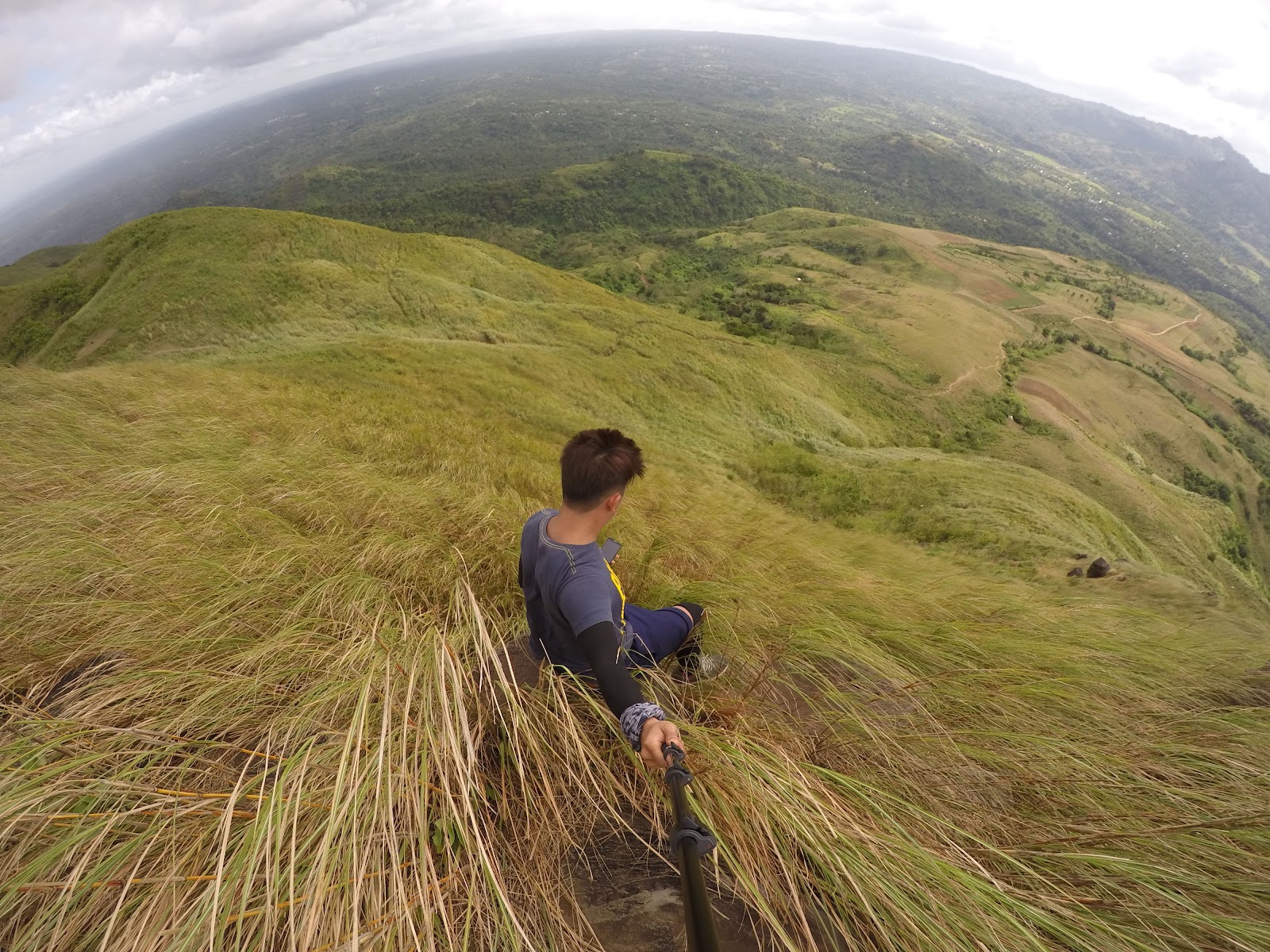 Hiking Guide to Mt. Talamitam - Mt. Apayang - moredantravels