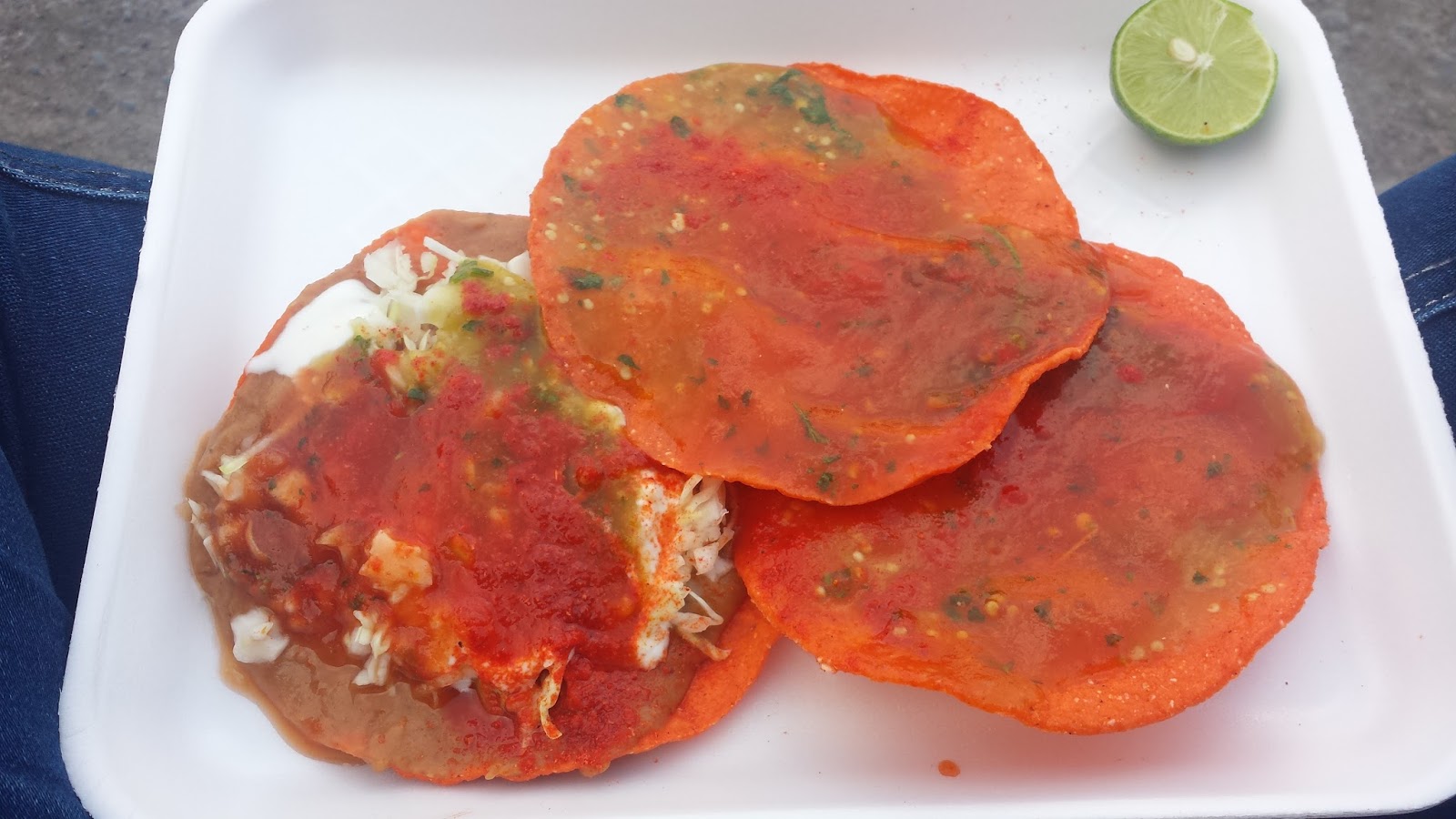 La Dama y El Malacopa: Tostadas de la Azteca