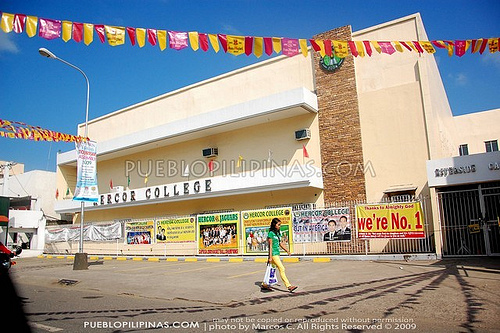 MY BLOG: HERCOR COLLEGE STUDENT 2011