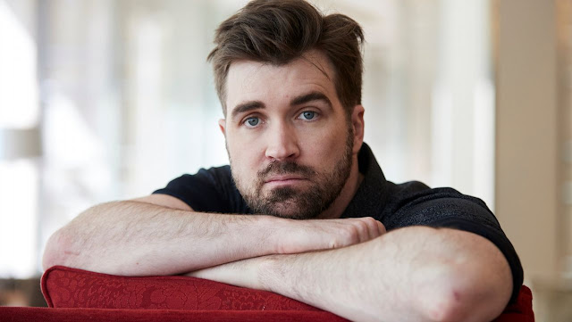 "La mujer en la ventana". A. J. Finn.