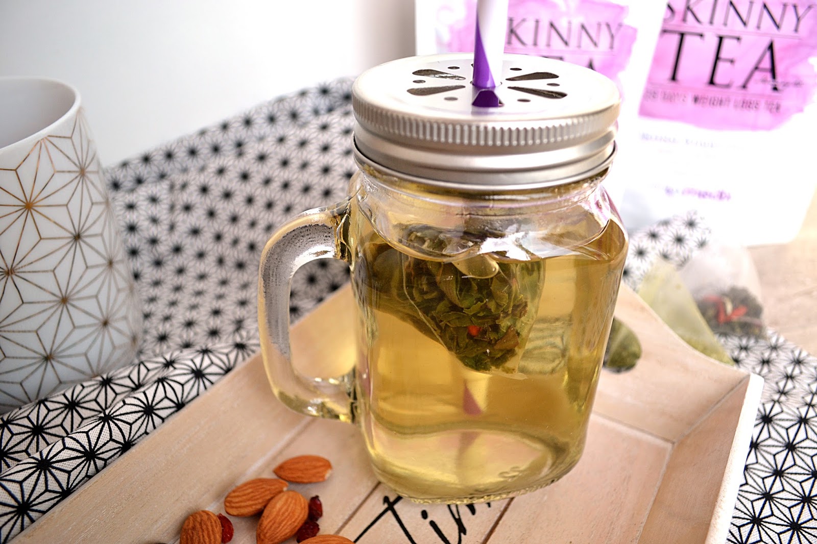 Blog L'univers de Mel: La cure minceur Skinny Tea de chez Ortte ...