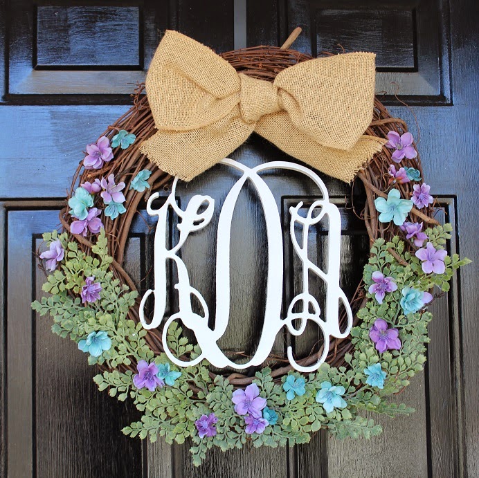 Shop. Teach. Georgia Peach.: DIY Monogrammed Wreath