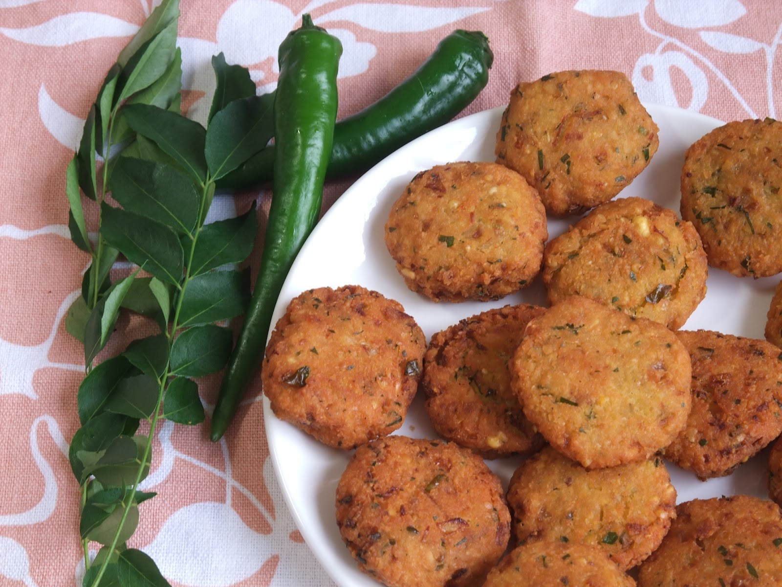 Veronica's Kitchen: Dhall Cakes