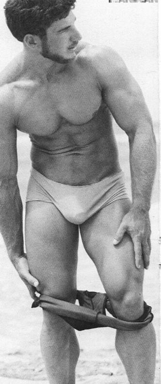 LA PERFECTION FAITE HOMME: RICK WOLFMIER 01