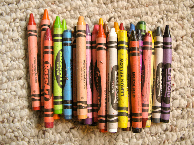 Purposeful Homemaking: Upcycling Old Crayons