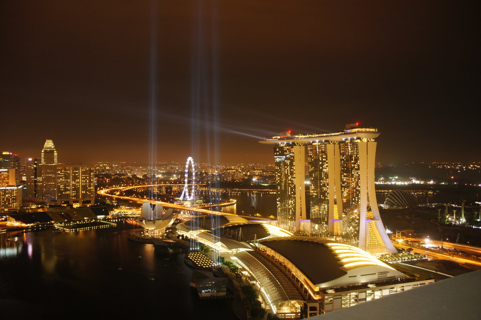 For The Love Of Food: Level 33 @ MBFC Tower 1