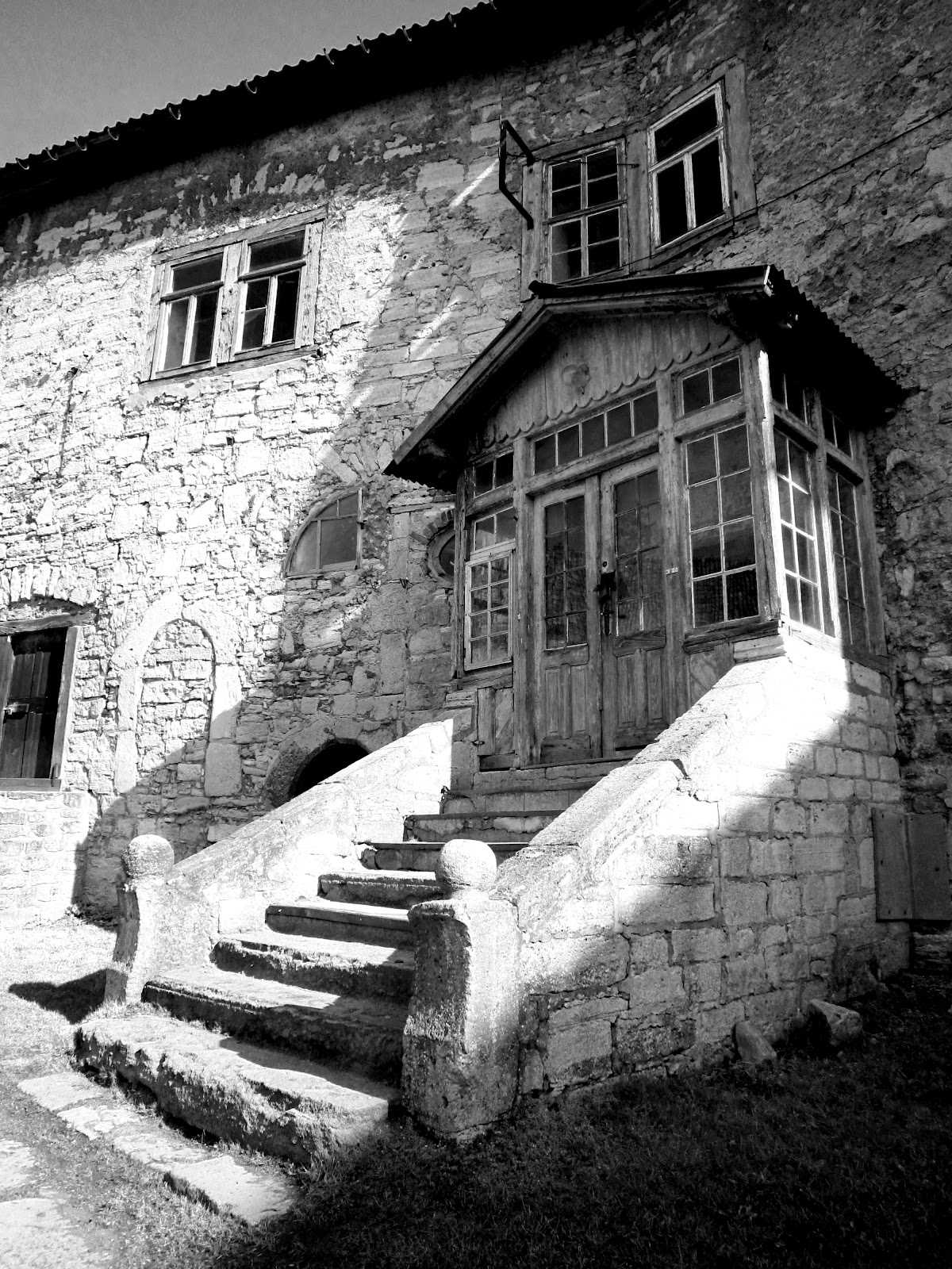 Ramschladen: Burg Lohra