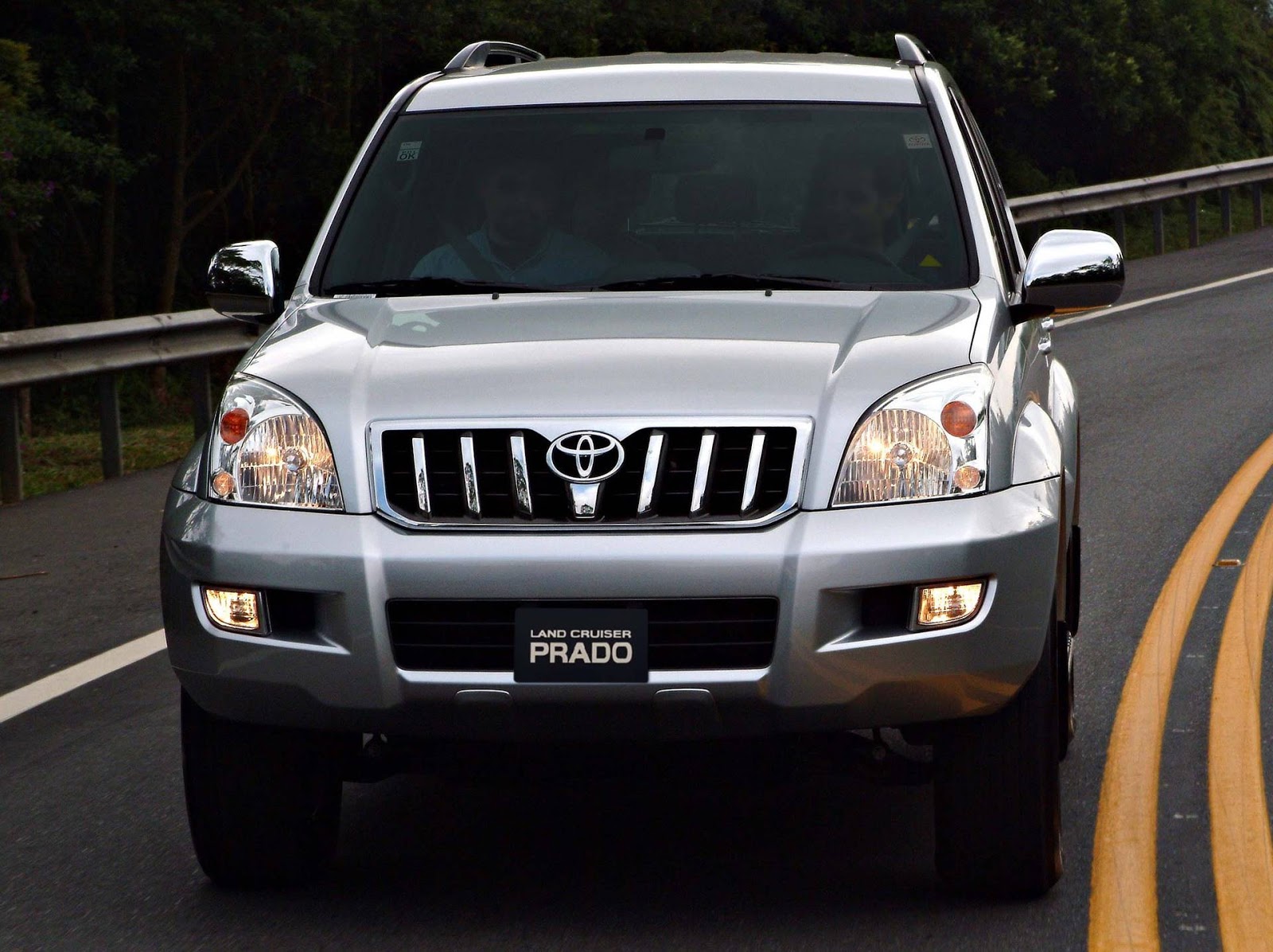Land Cruiser Prado 2003: fotos, consumo e desempenho