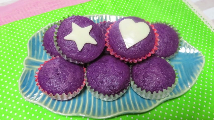 "Nette Cooking": "Puto Ube" (steamed rice cake)