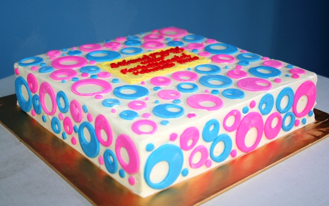 Pretty Things: Colorful foam birthday cake
