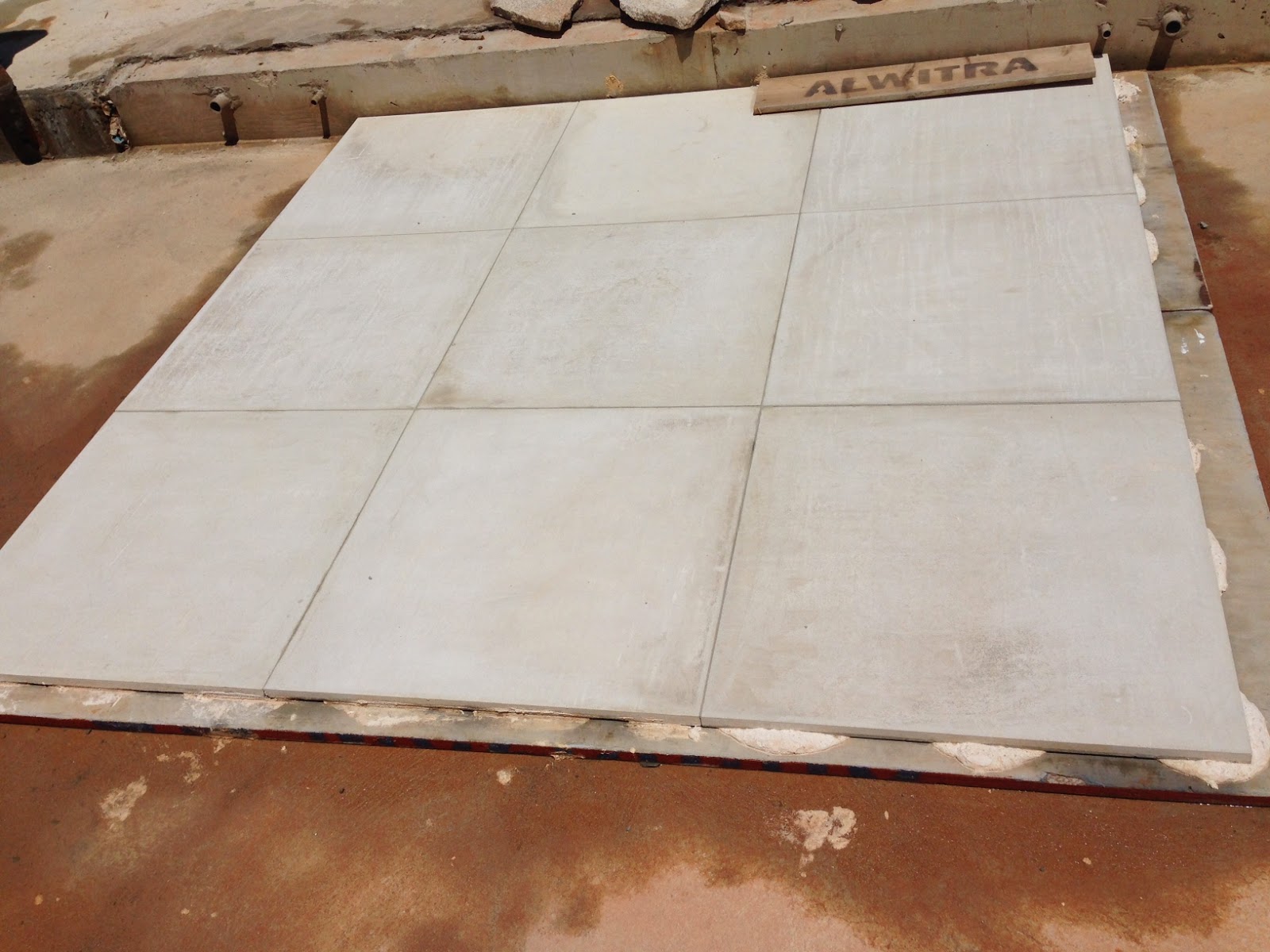 TRESUNO [contato@tresuno.com.br]: Placas de Concreto Lixadas