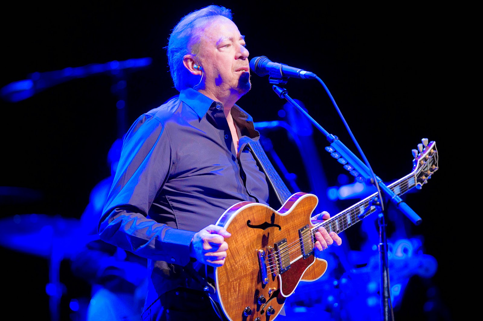ThessBomb: Boz Scaggs - Lowdown (Live 2010)