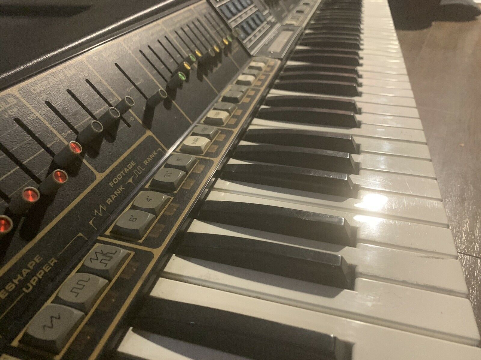 MATRIXSYNTH: Moog Polymoog Polyphonic Analog Synthesizer