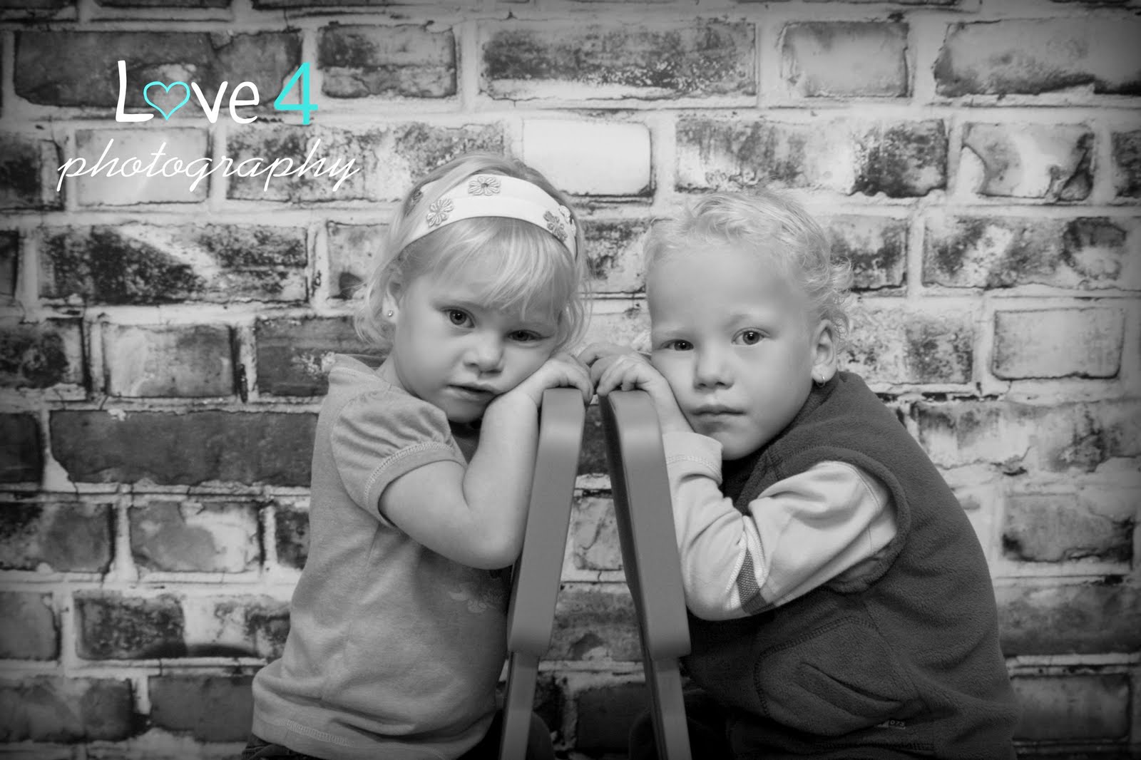 Love 4 Photography: Sweet Siblings