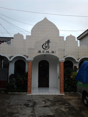 Ahmadiyya Mosques: Al Falah Mosque - Bogor Indonesia
