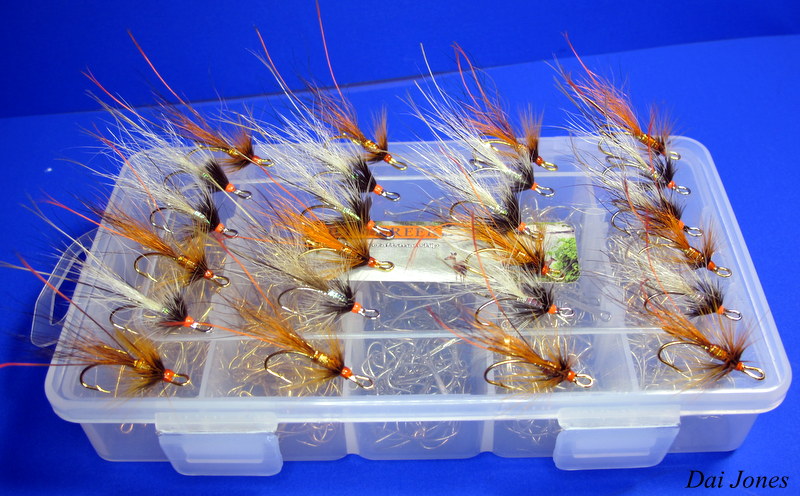 Flies step by step: Ghost shrimp, step by step.