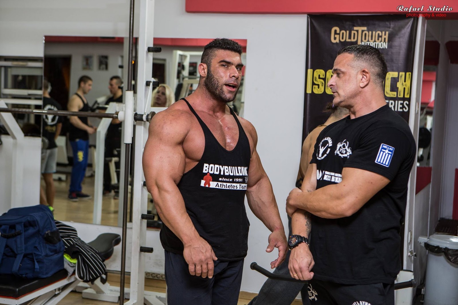 Muscle Lover: The Greek muscle beast Dimitris Moutzouris