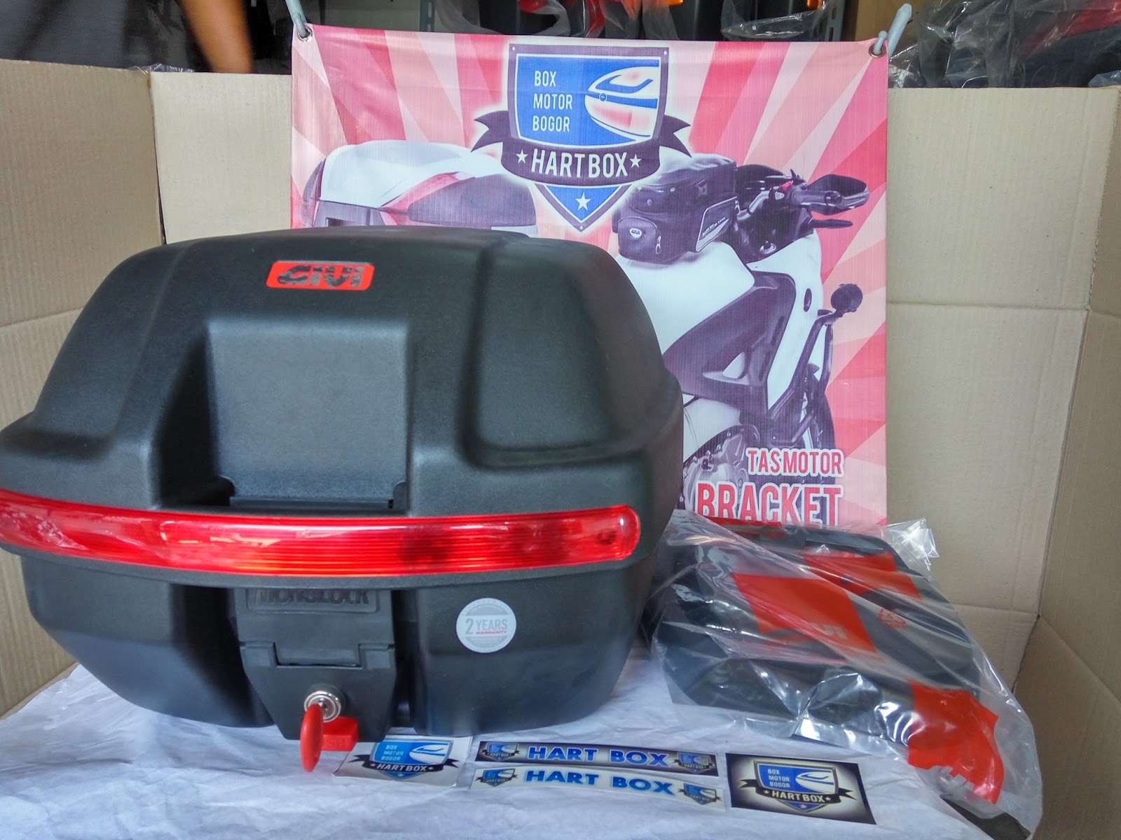 Mengenal Box Motor Merek GIVI SHAD KAPPA KMI dan Bracket Kelebihan ...