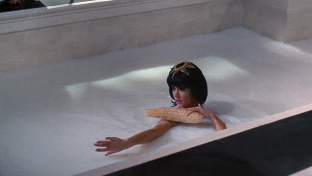 Cult Movie Reviews: Carry On Cleo (1964)