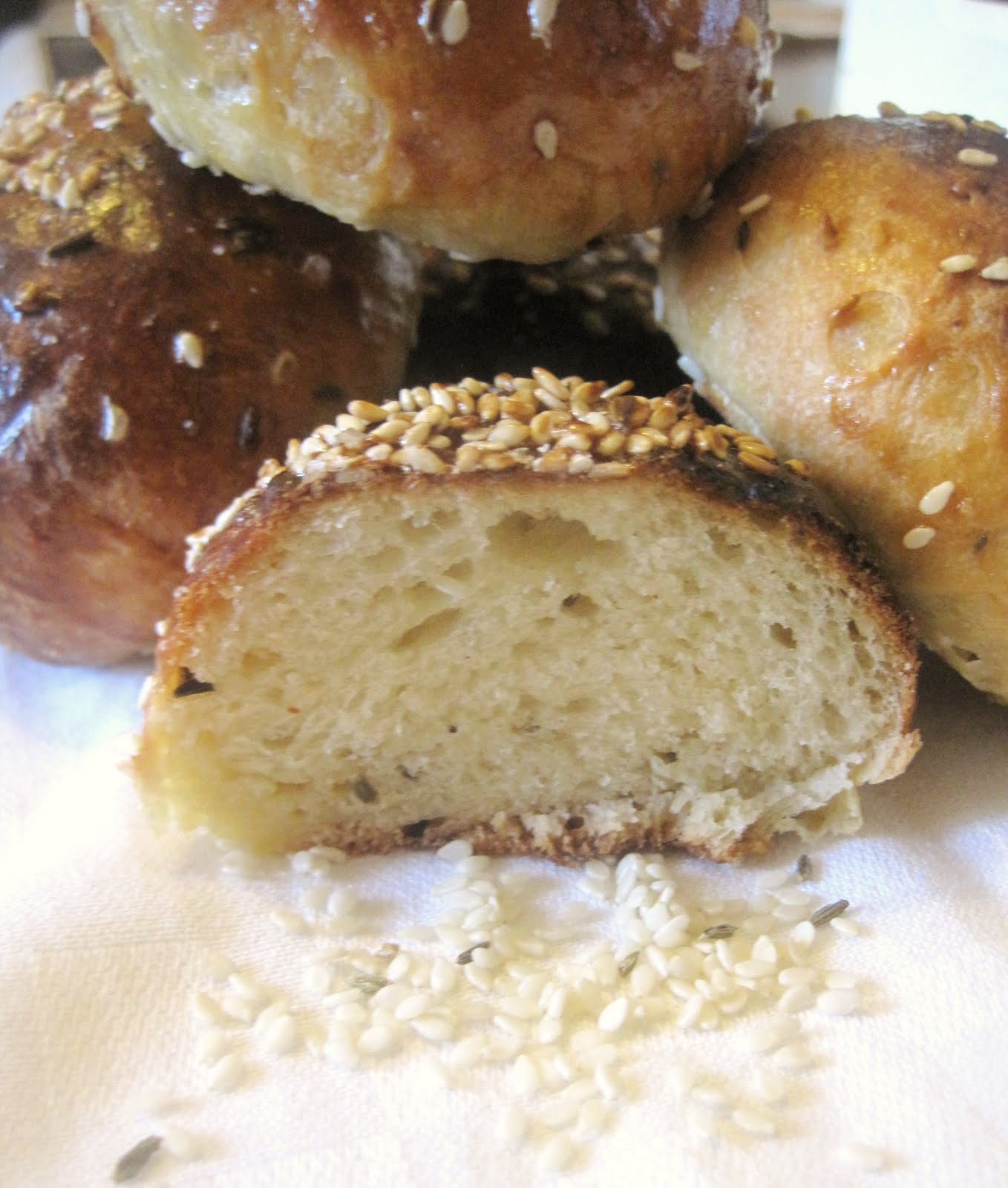 Krachel ou 9rachel marocains / Moroccan Buns or Rolls / Brioches marocaines