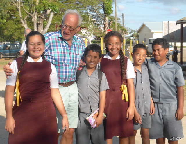SY – TARA NL: Nuku'alofa door Theo - 3 - 7 september