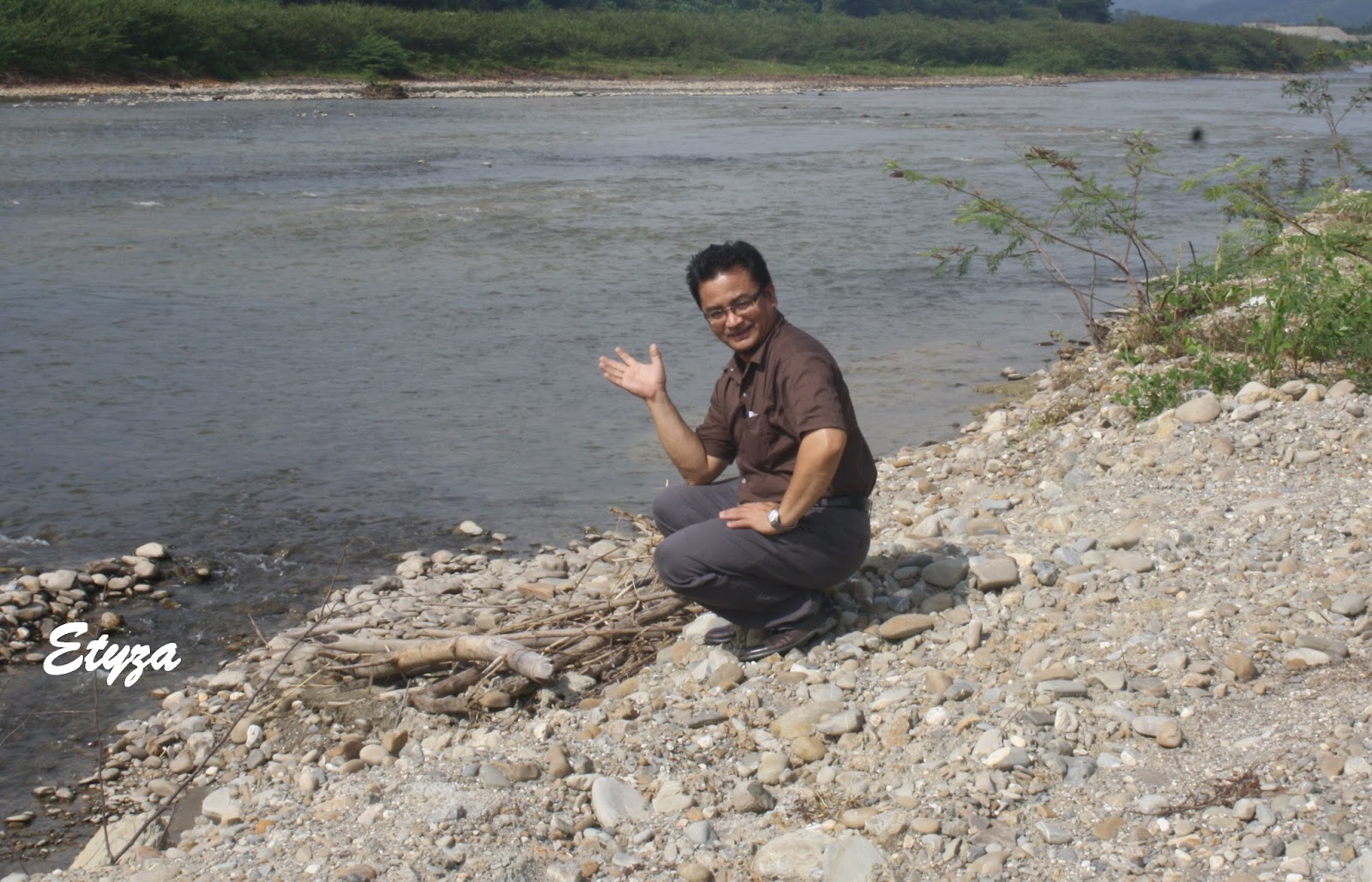 Sungai Pegalan Tetap Mengalir Ke Muara Laut