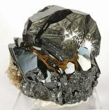 KHASIAT BATU AKIK BADAR BESI (HEMATITE) - RAHASIA BATU MULIA