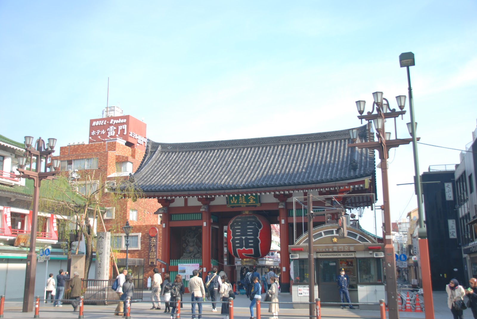 Woody at Home: Cherry Blossom @Kaminari Gate Sensoji Temple