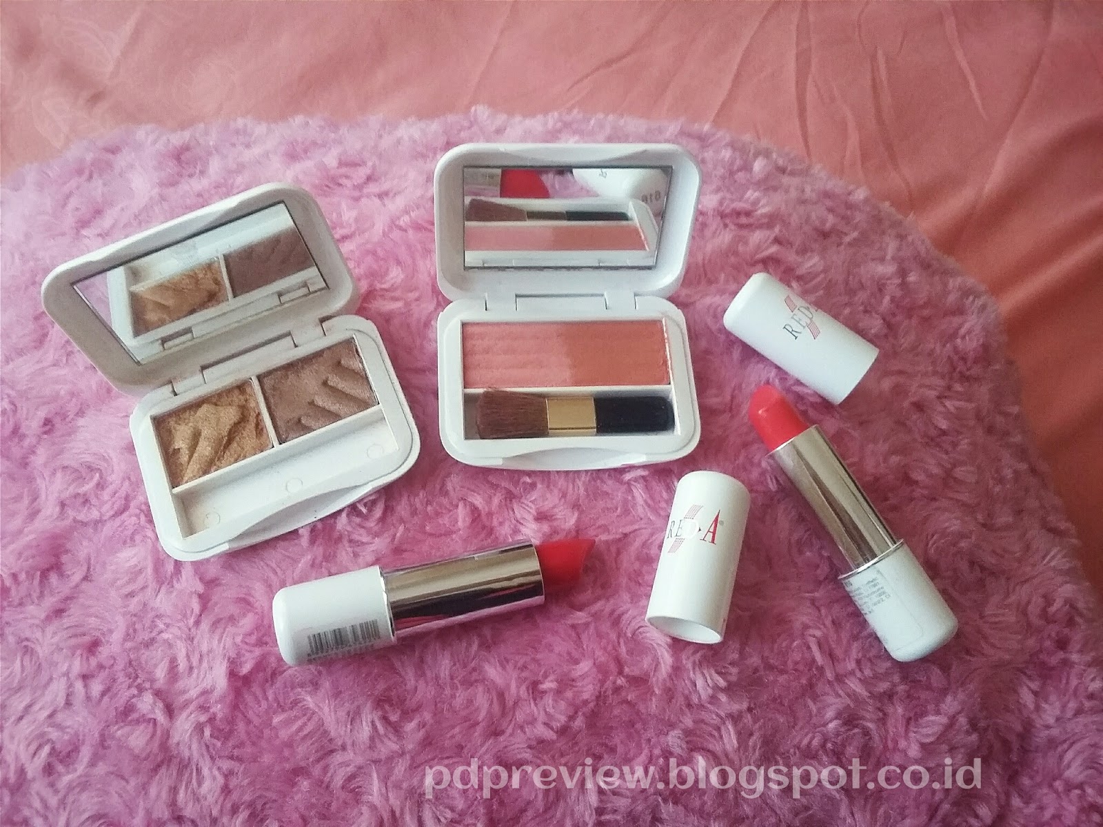 PDP's Review: REVIEW : RED-A (Blush On, Eyeshadow, Lipstick)