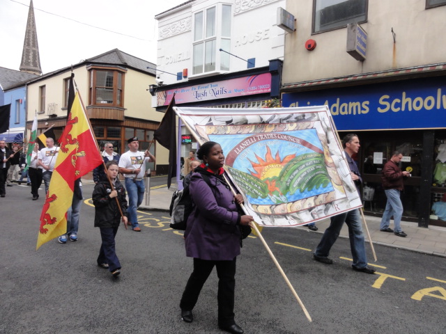 WORKINGMAN'S BLUES: Free Wales Army on the march?