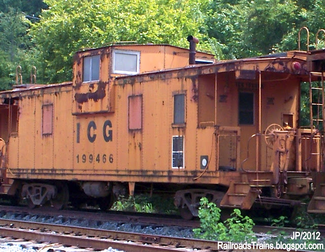 RAILROAD Freight Train Locomotive Engine EMD GE Boxcar BNSF,CSX,FEC ...