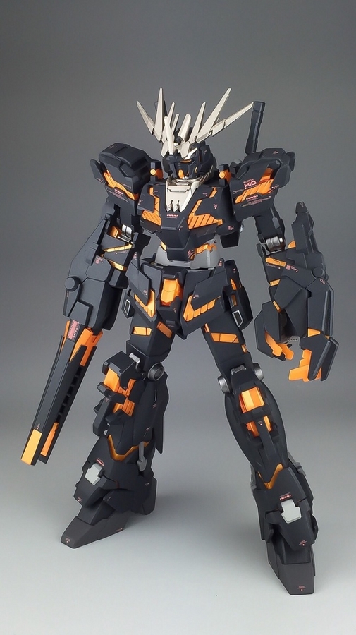 Custom Build: HGUC 1/144 Banshee + fluorescent paint