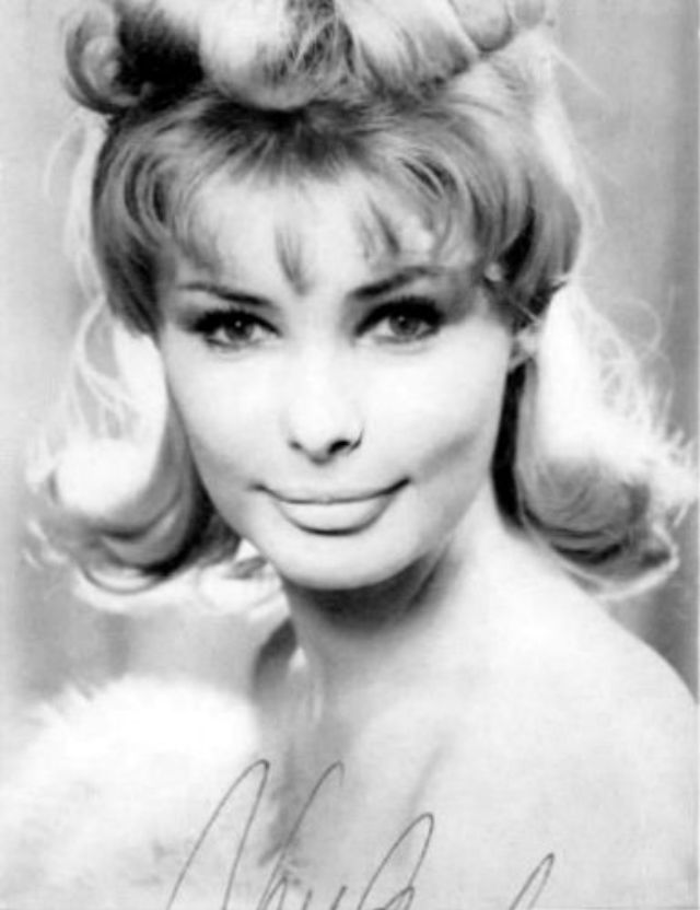 The Danish Bardot: 38 Glamorous Black and White Photos of Vivi Bach in ...