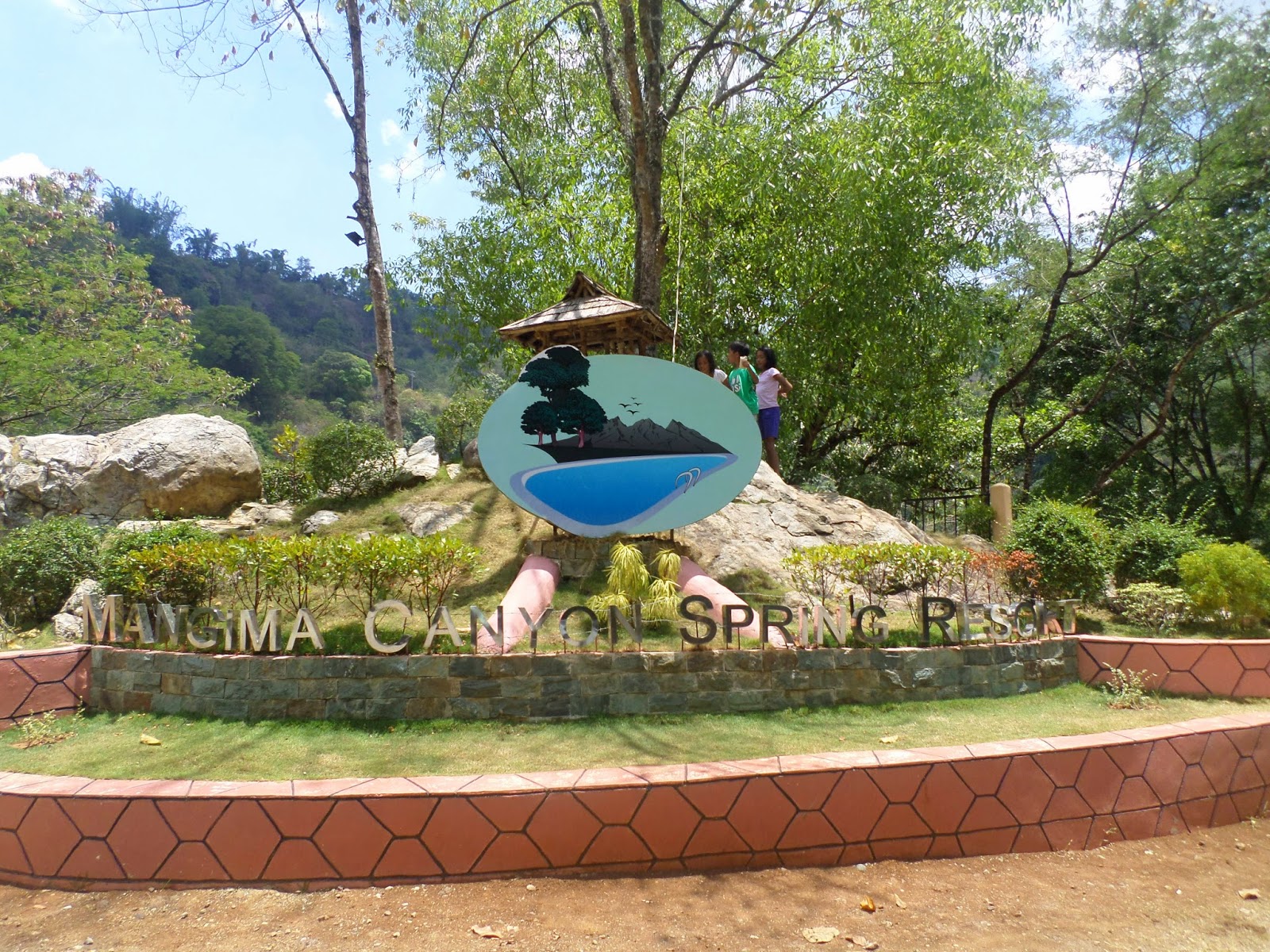 A TRAVELLER IN ME: MANGIMA SPRING RESORT