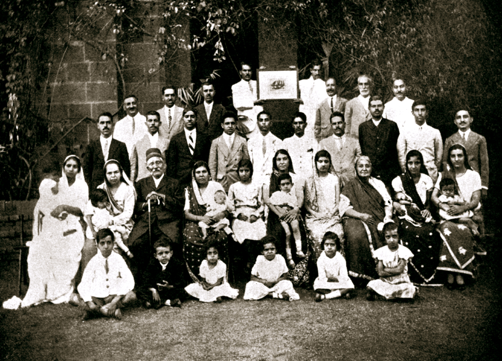 Worldwide Community of Baha'u'llah: 1934: Baha'is of Poona, India