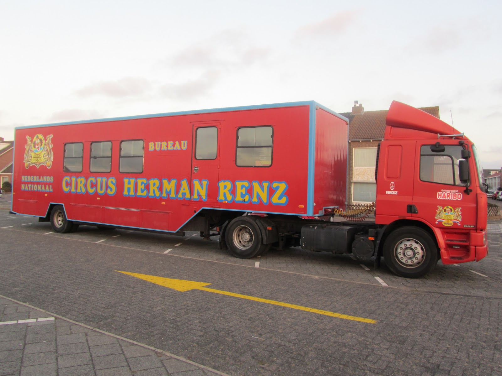 CIRCUS PHOTO MAGAZINE: BIJEENKOMST BIJ NEDERLANDS NATIONAAL CIRCUS ...