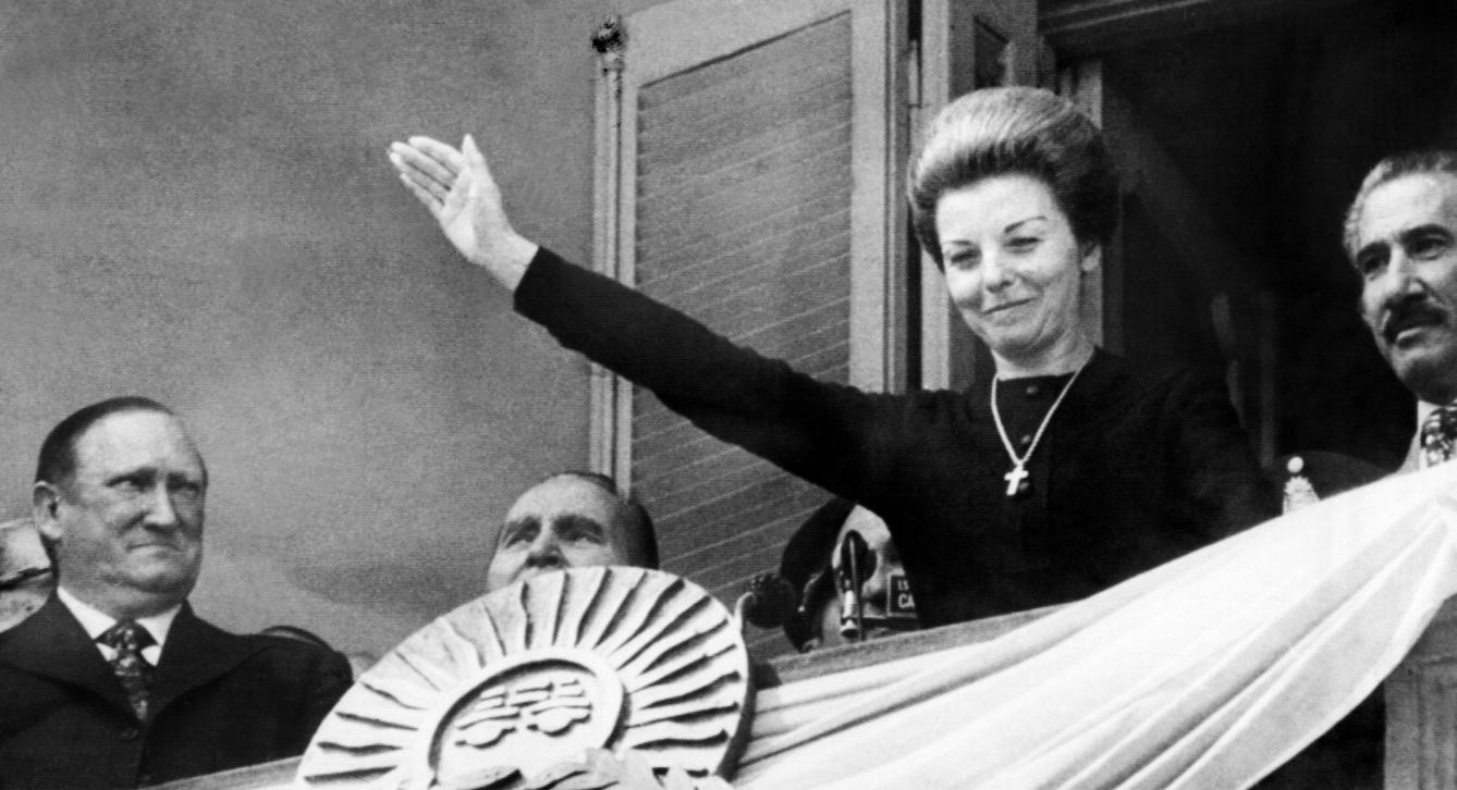 RETRO KIMMER'S BLOG: ISABELA PERON BECAME PRESIDENT OF ARGENTINA 6-29-1974