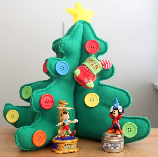 Create With Mom: Celebrate the Winter Festive Season with Hallmark