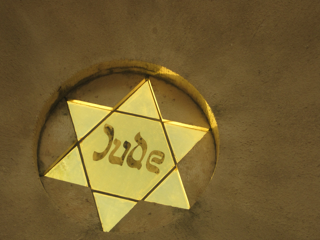 A Rolling Crone: A Holocaust Memorial that Pulls You Into the Story