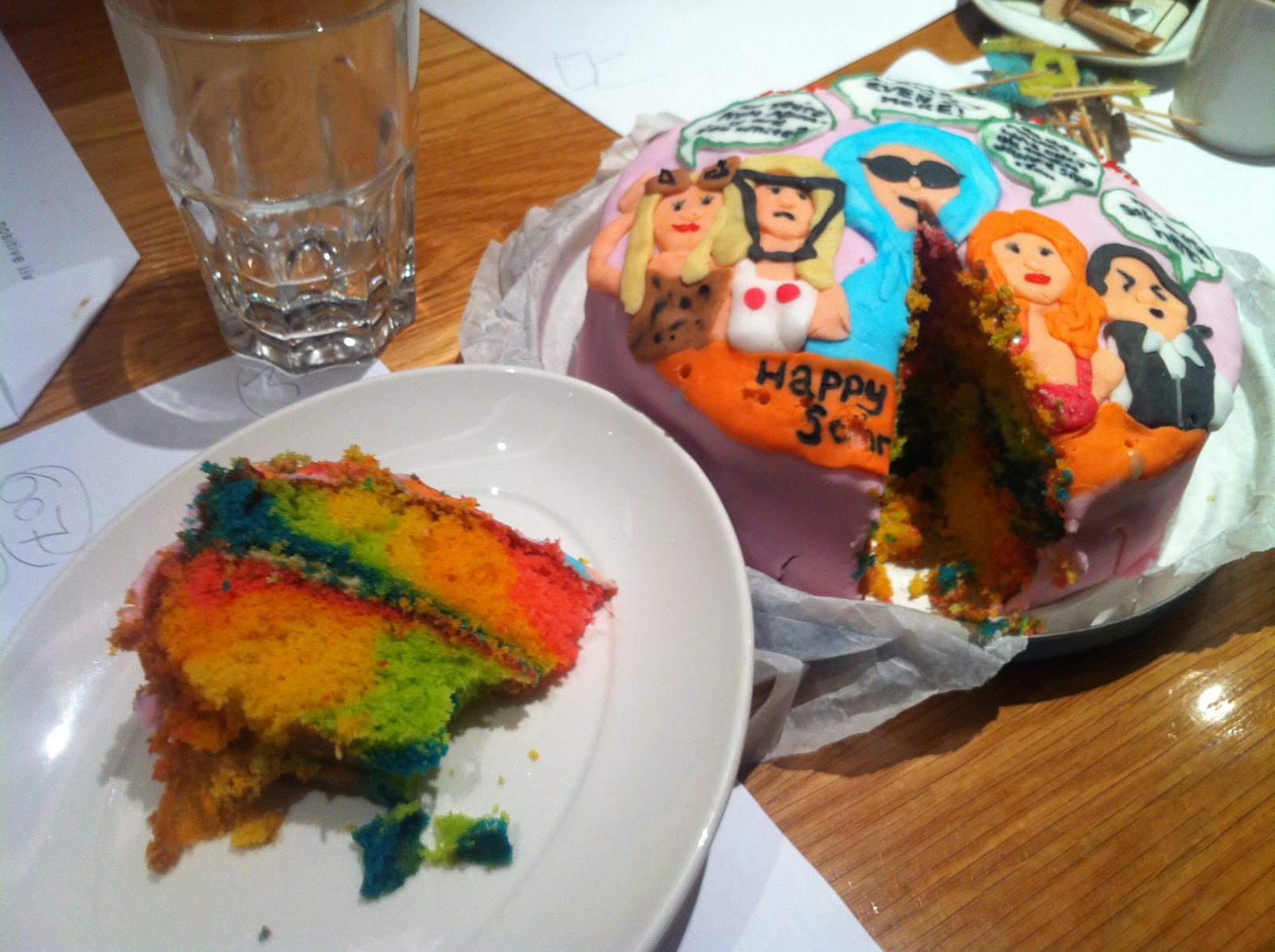 RIDICULOUS CAKES: Pass that Dutch: Mean Girls cake.