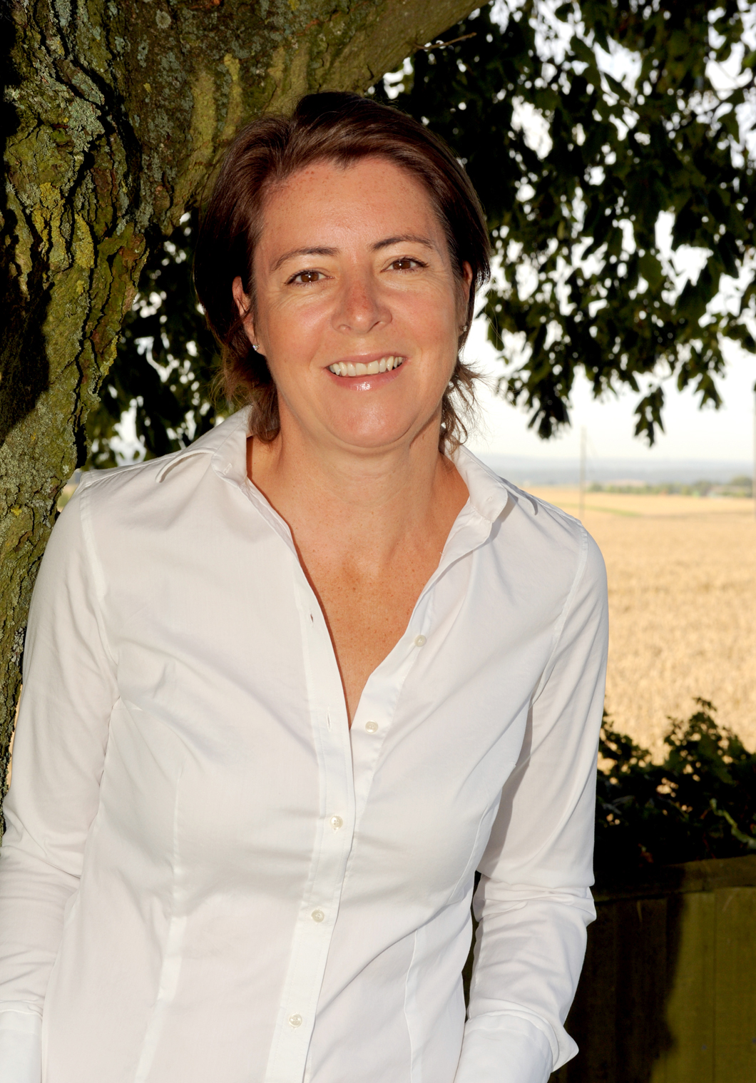 Junior's Pantry's founder - Kate Finch with a 'Handy Chicken Pasta Bake ...